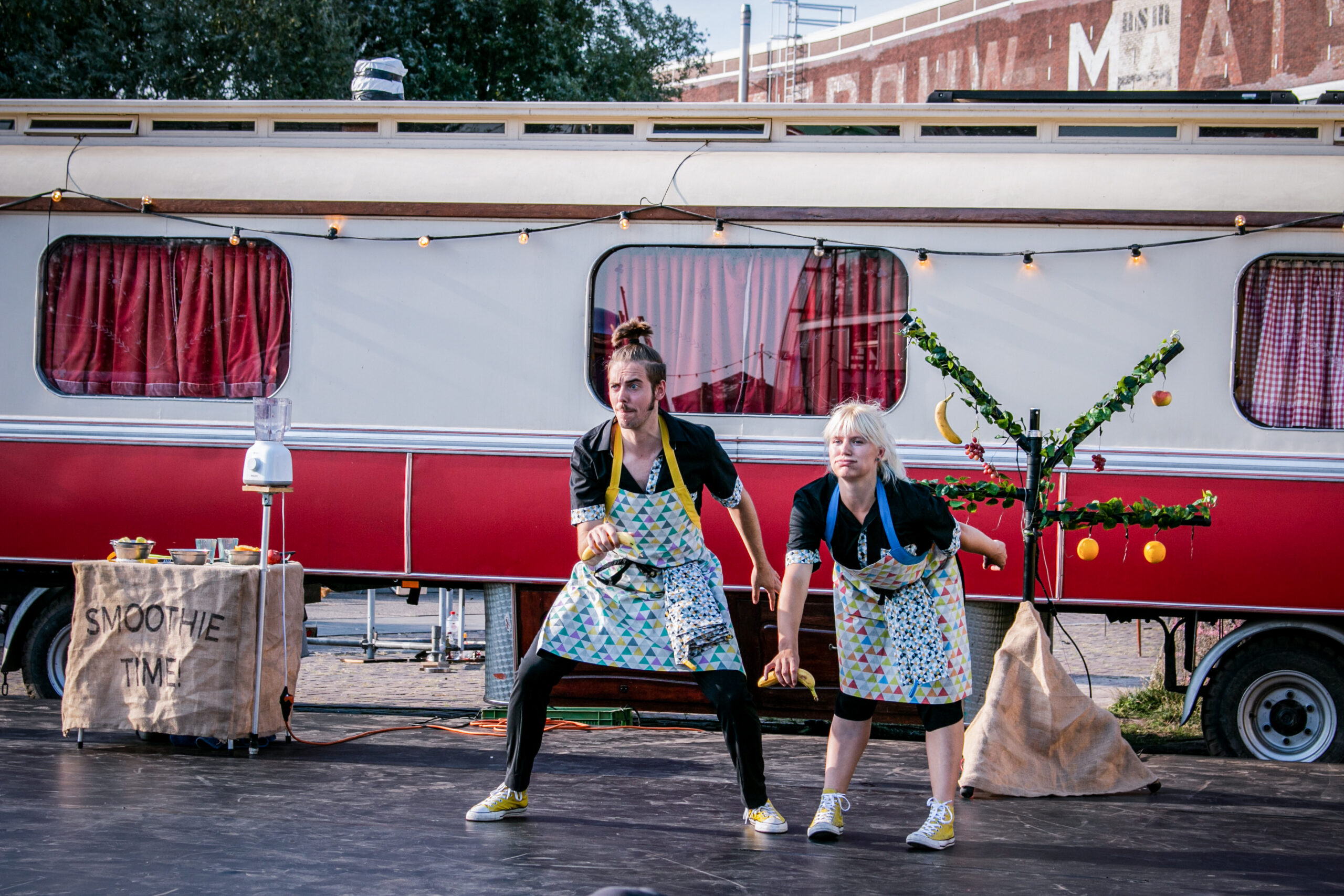 Banana Circus - Daniel Simu