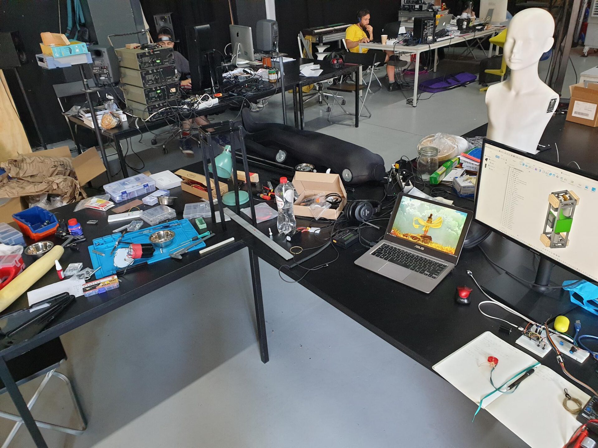 Electronics - Daniel Simu