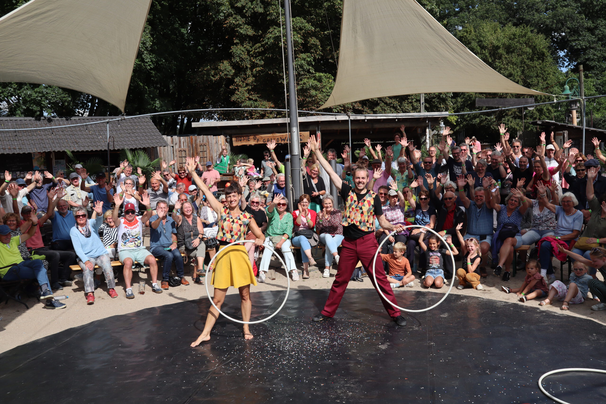 De Grote Hula Show - Daniel Simu